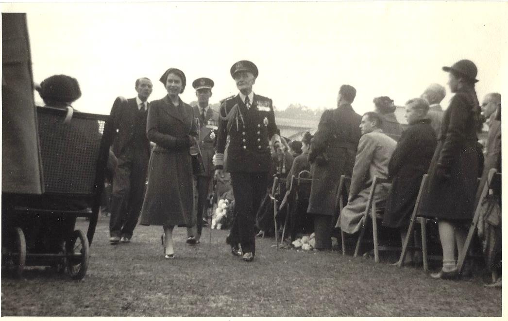 The Queen at Runnymede, 1953 – The RAF Pathfinders Archive